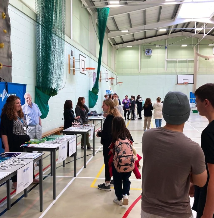 Weekly Social Media Roundup – September 2022 (Week 4) – Bridlington School